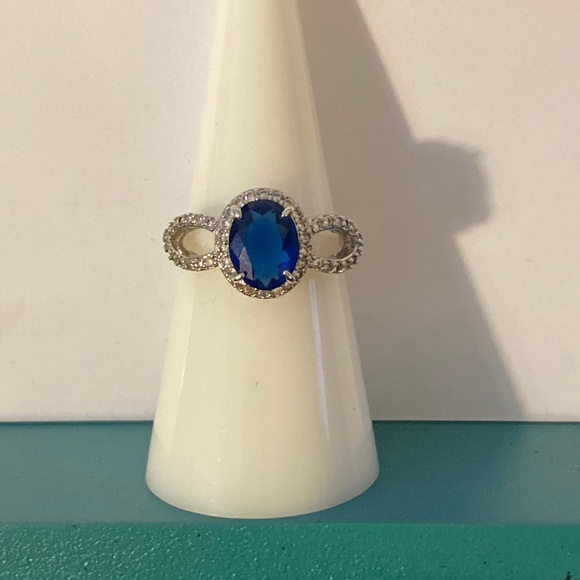 Bomb Party | Jewelry | Bomb Party Ring Rbp256 Its A Gift | Poshmark